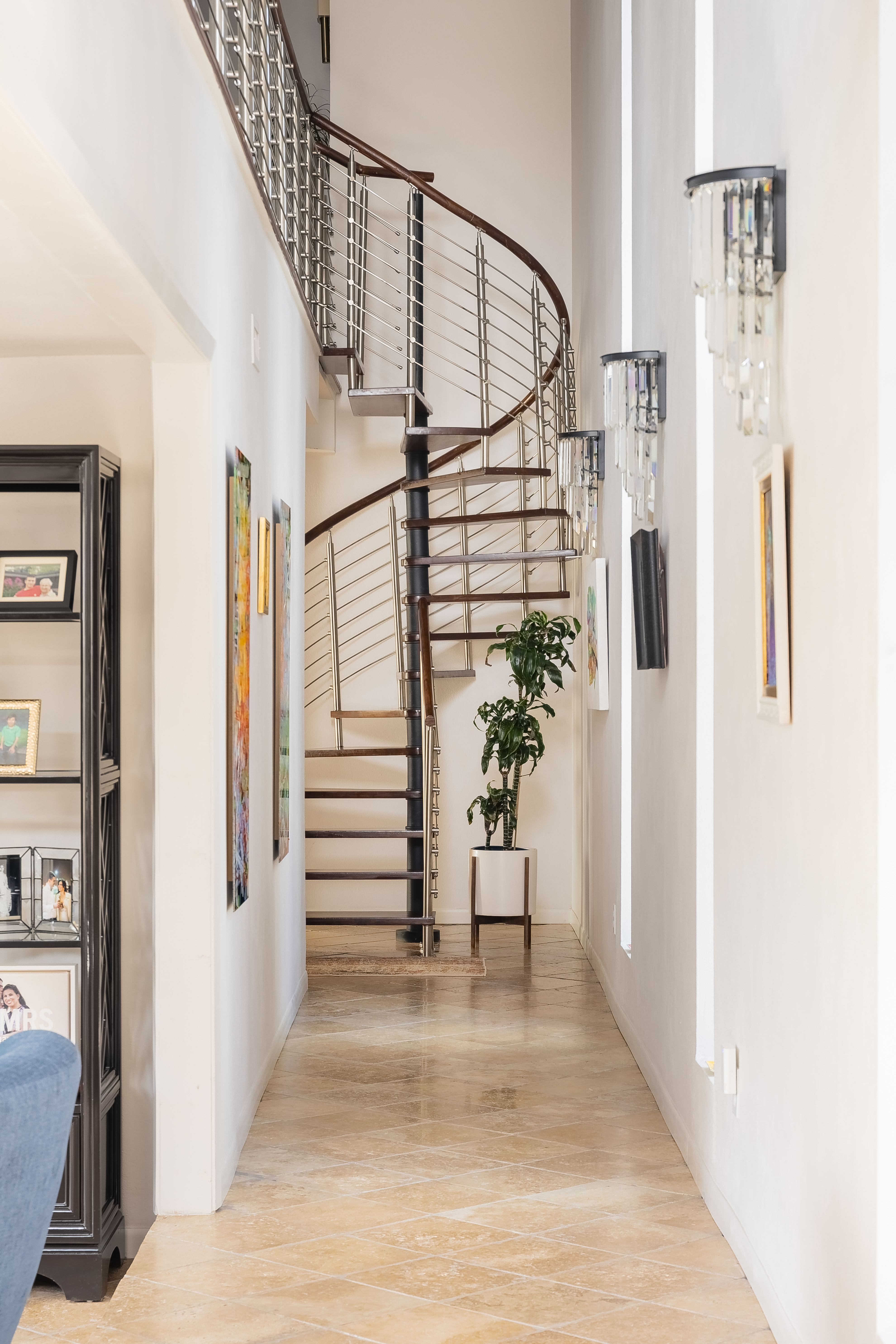 Life Imitates Art: Inside Ana & Jeff Lehrman's Home - The Bend Magazine